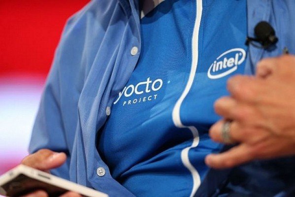 Intel presenta la Smart T-shirt: quando la tecnologia è letteralmente ...