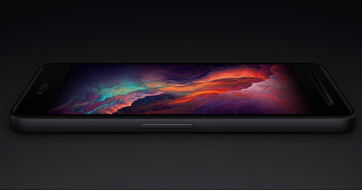 Smartisan T2 è uno smartphone metallico e minimalista