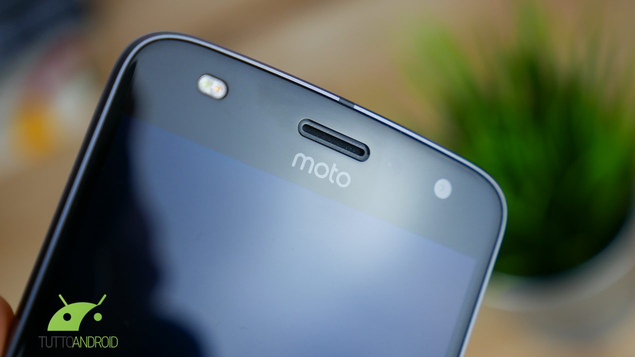 42 sistemi di sblocco col volto su 110 vengono ingannati da una foto ...