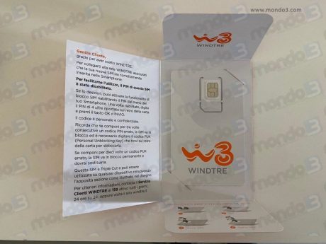 Ecco le nuove SIM WINDTRE in bianco e arancione