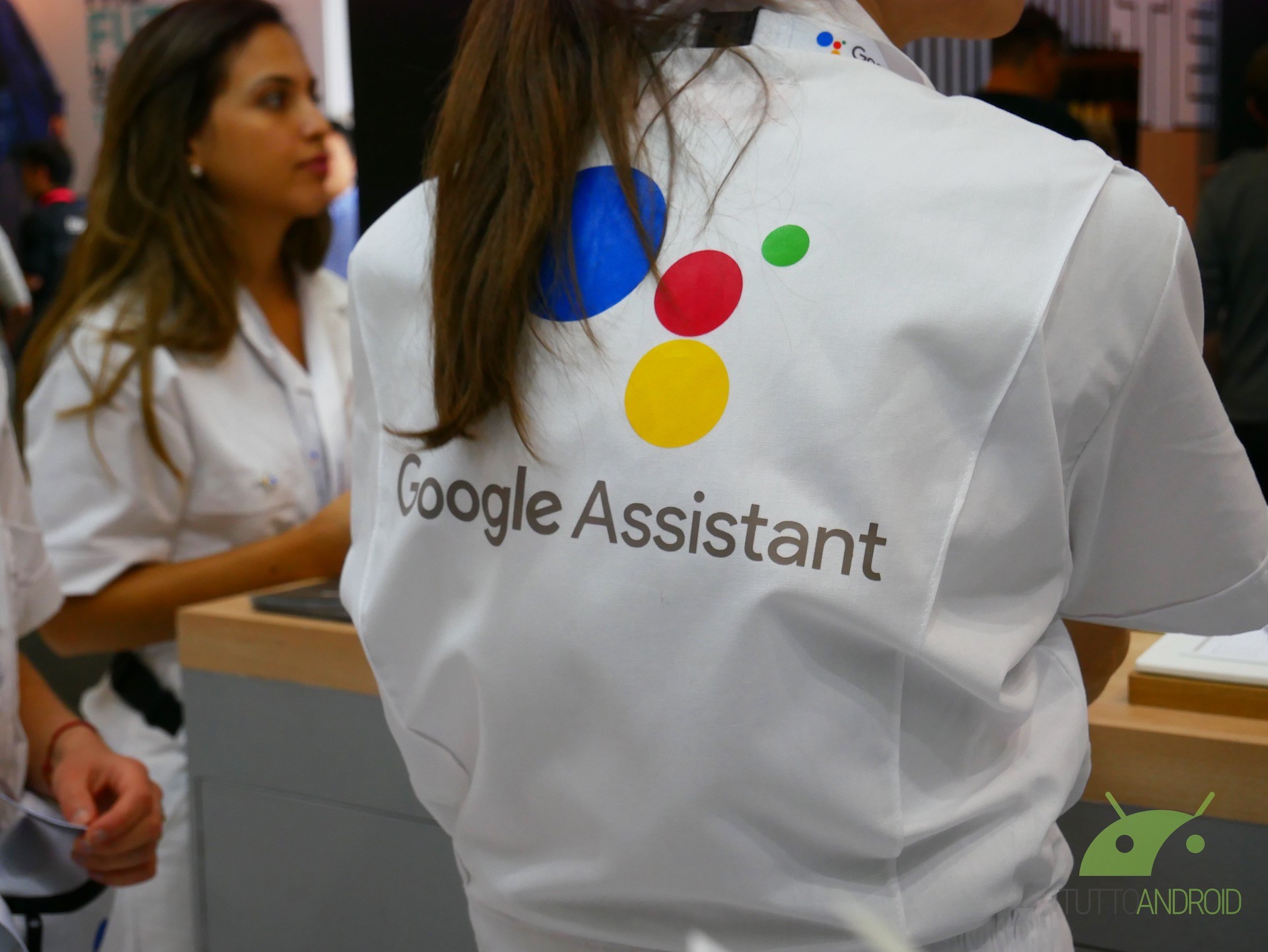 Google Assistant inizia a testare l'interfaccia della nuova generazione