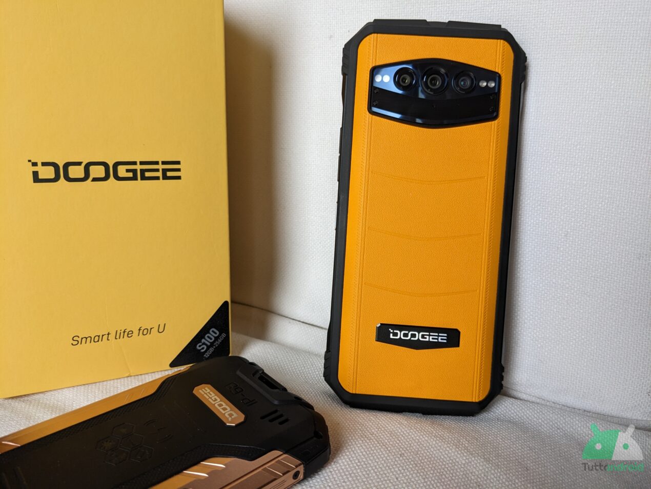 Recensione Doogee S100: un rugged di alto livello con una batteria infinita