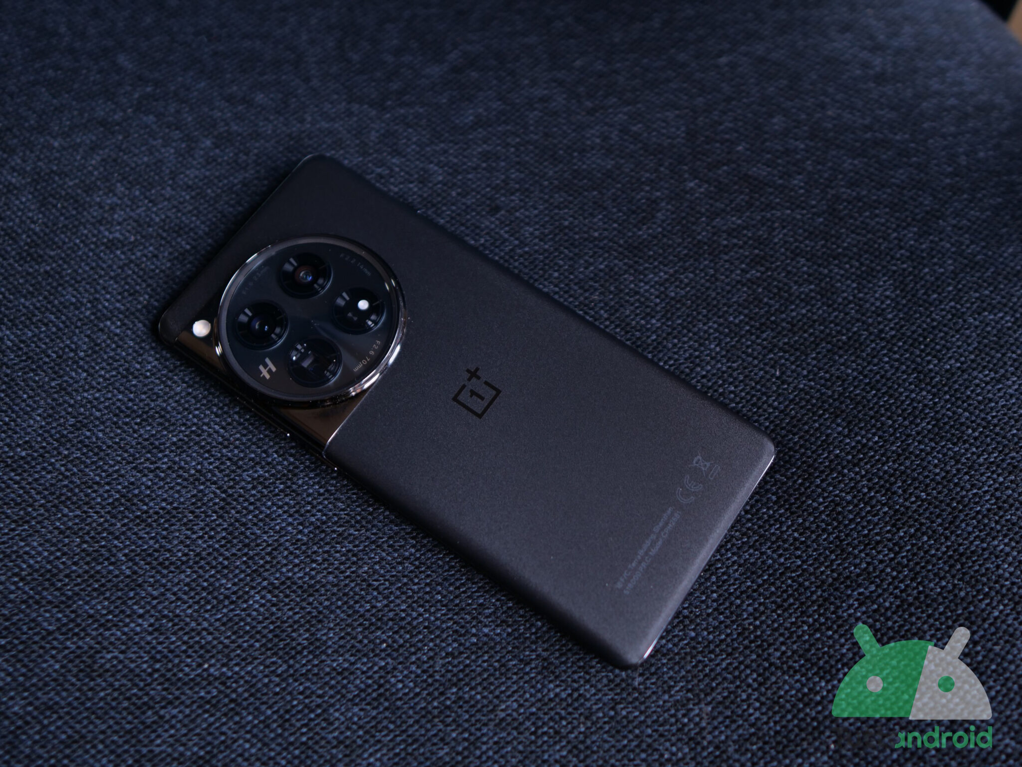 Recensione OnePlus 12: nell'era dell'AI lui stupisce per altro ...