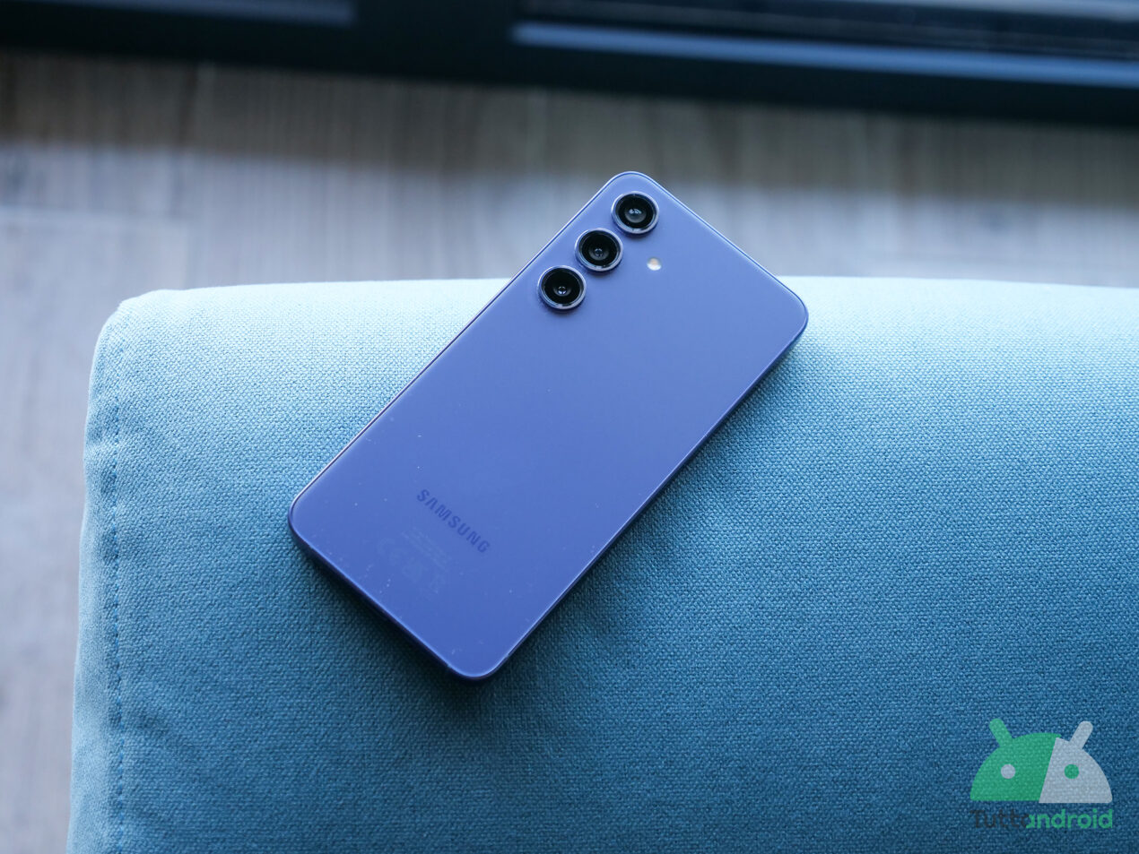 Recensione Samsung Galaxy S24: uno smartphone bello, compatto e longevo