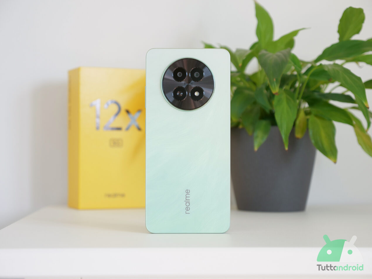Recensione Realme 12X 5G: connettività e batteria i punti di forza