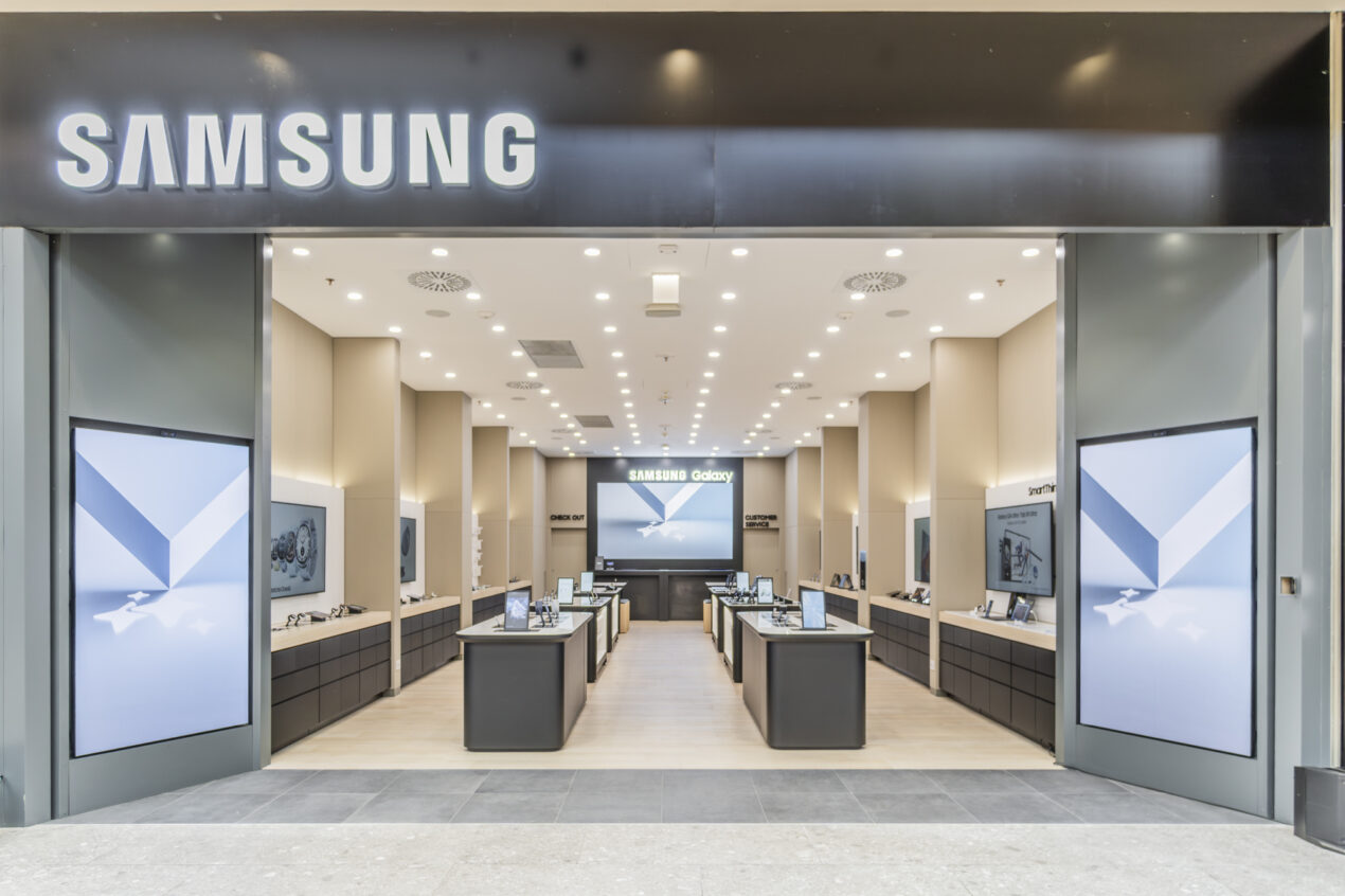 L'Italia ha il suo primo Samsung Experience Store, un po' in stile Apple