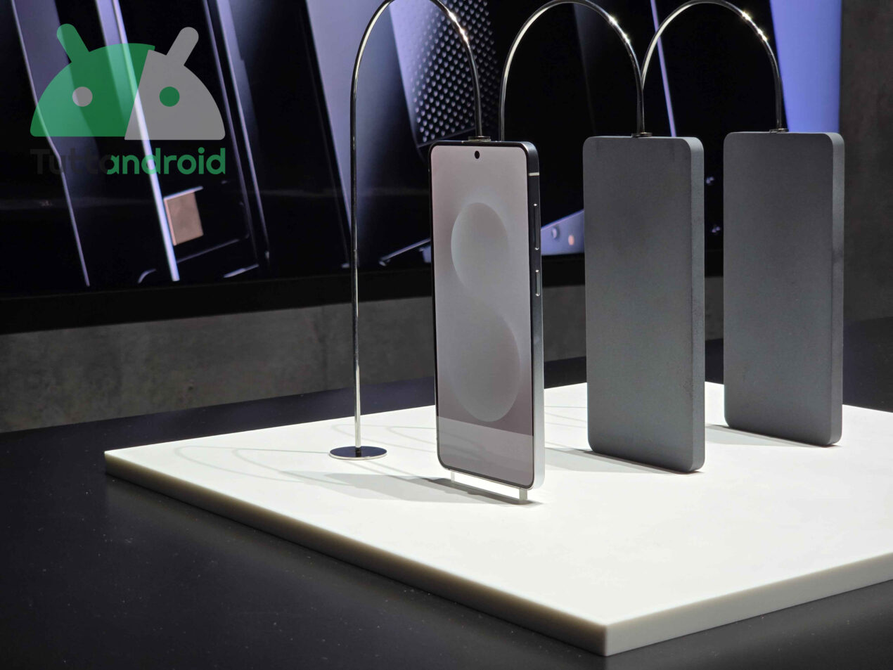 Samsung Galaxy S25 Edge in arrivo a breve per lanciare la sfida a ...