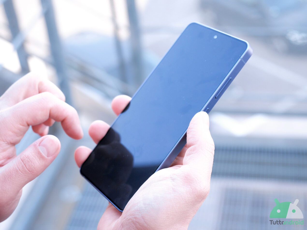 Privacy Display potrebbe sbarcare anche su smartphone non di Samsung