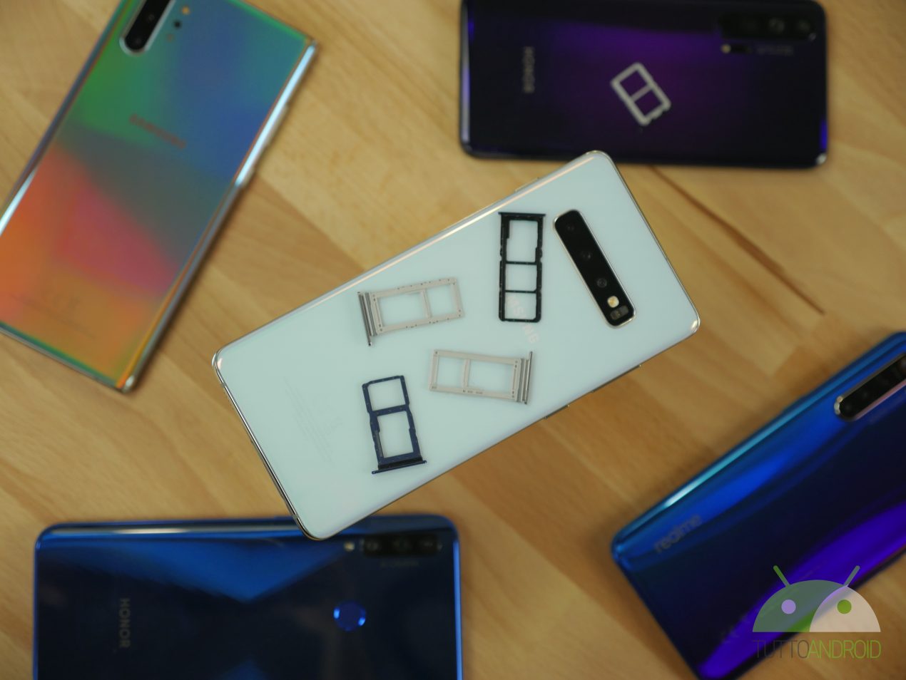 Migliori Smartphone Android dual-sim di Dicembre 2025